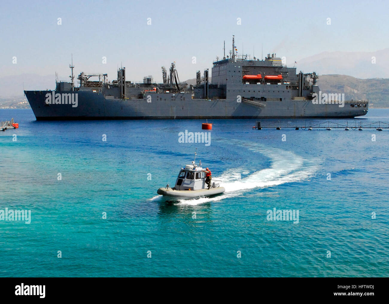 Usns sirius hi-res stock photography and images - Alamy