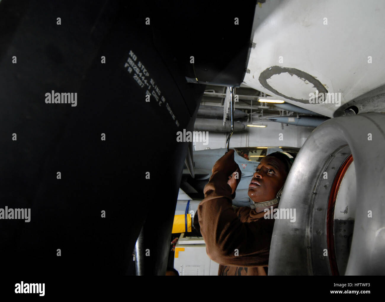 Ships propeller warning hi-res stock photography and images - Alamy