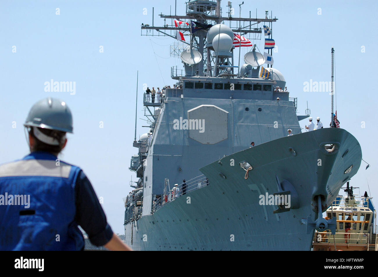 USS Cape St. George (CG 71) arrives at its new homeport in San Diego as ...
