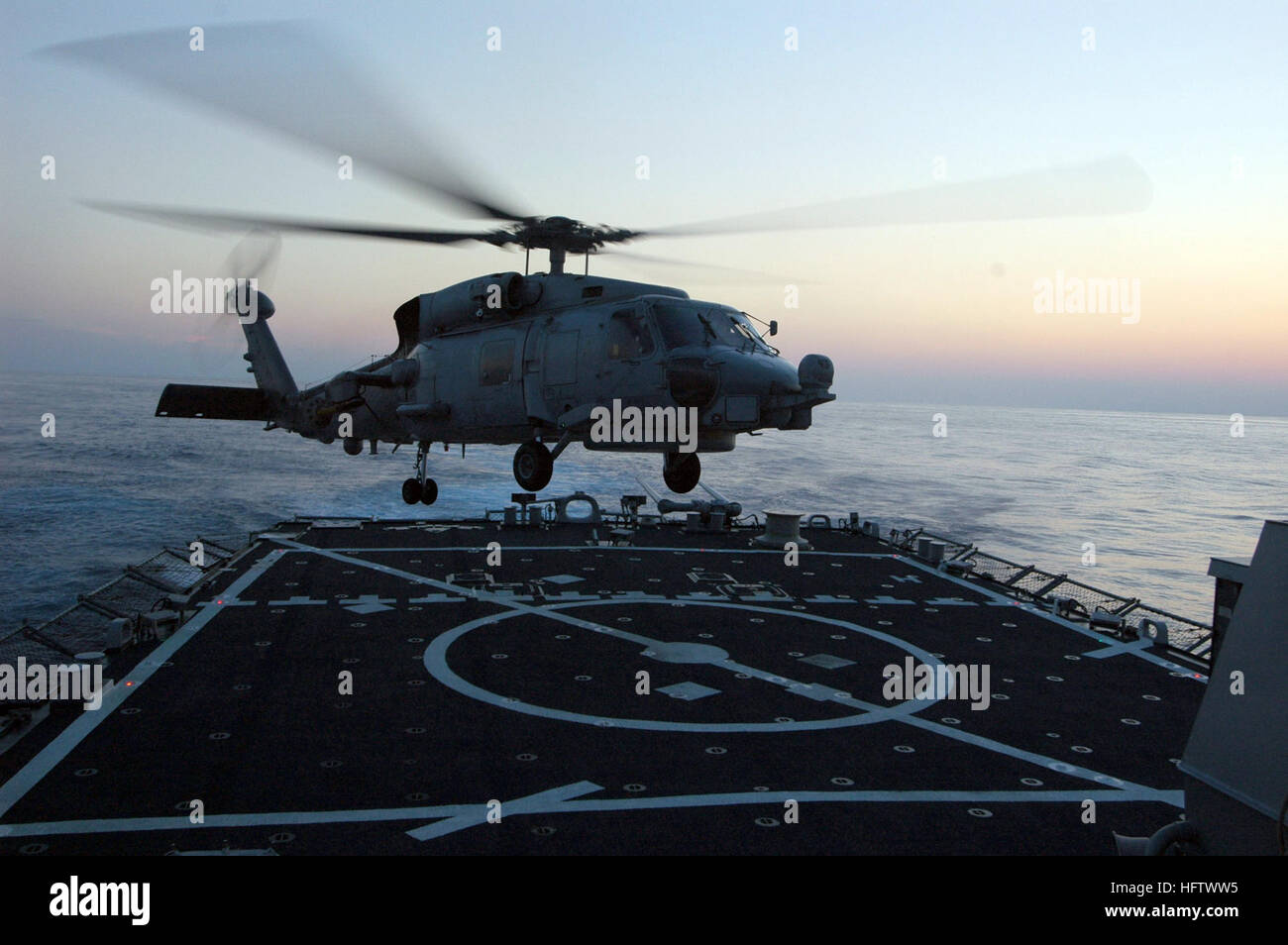 070802-N-4014G-160 ATLANTIC OCEAN (Aug. 2, 2007) - An SH-60F Seahawk ...