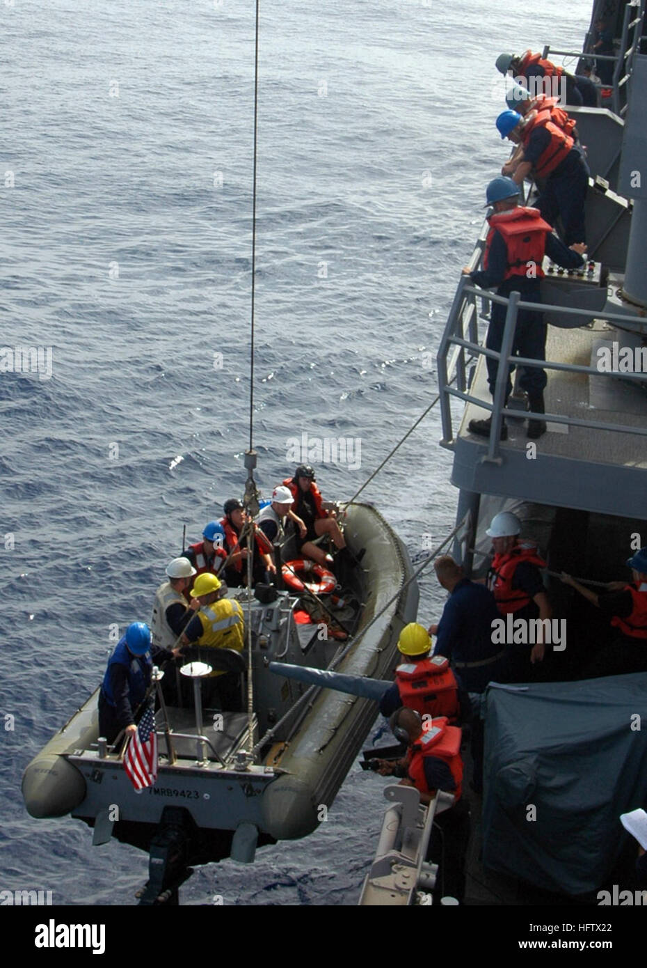 070807-N-1831S-038 ATLANTIC OCEAN (Aug. 7, 2007) - The crew of the ...