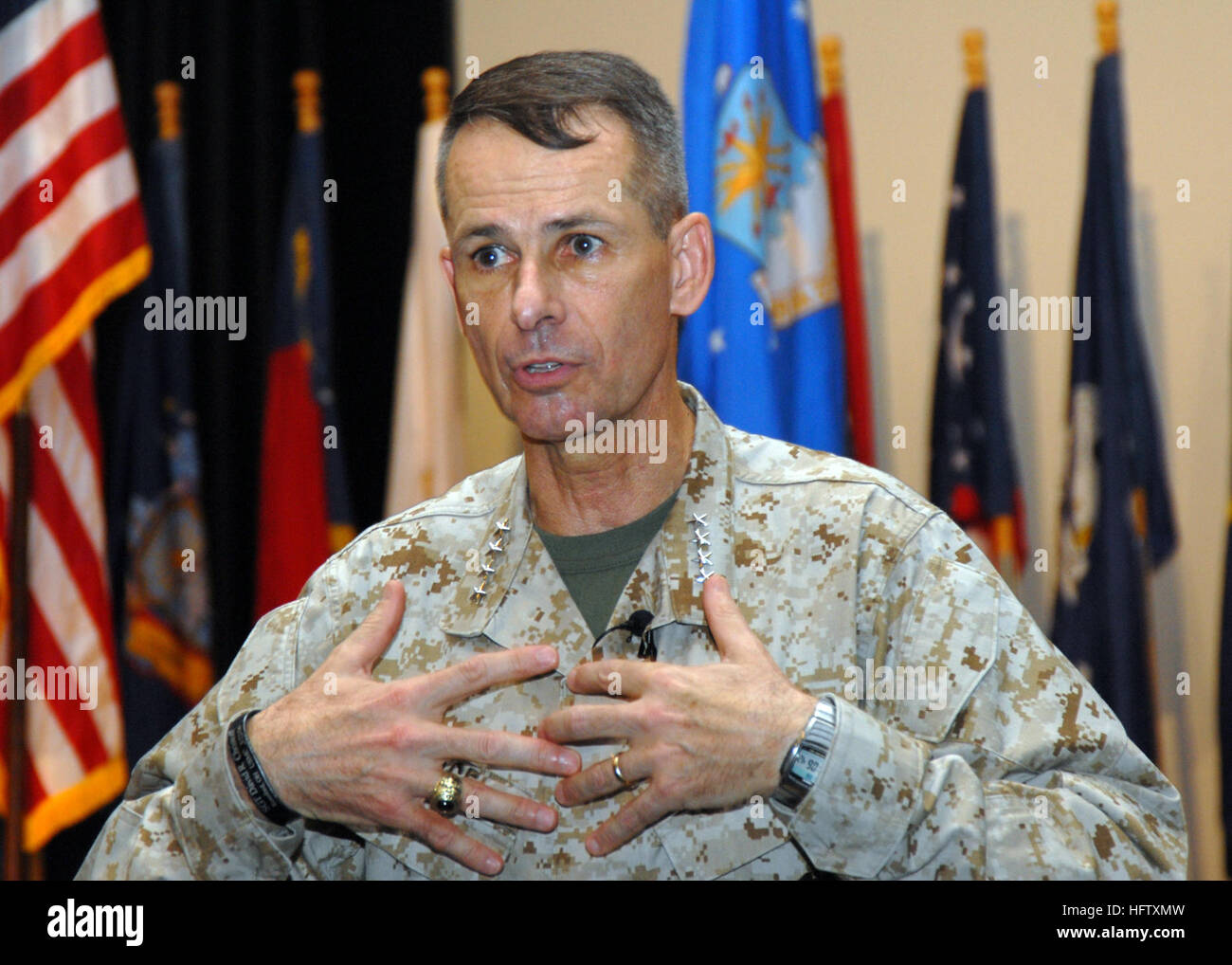 070817-N-9758L-038 PEARL HARBOR, Hawaii (Aug. 17, 2007) - Chairman of ...