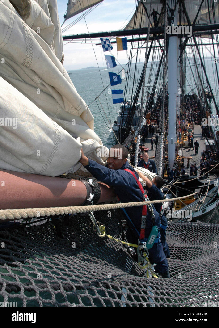 070831-N-2893B-007 BOSTON (Aug. 31, 2007) - On USS ConstitutionÕs ...