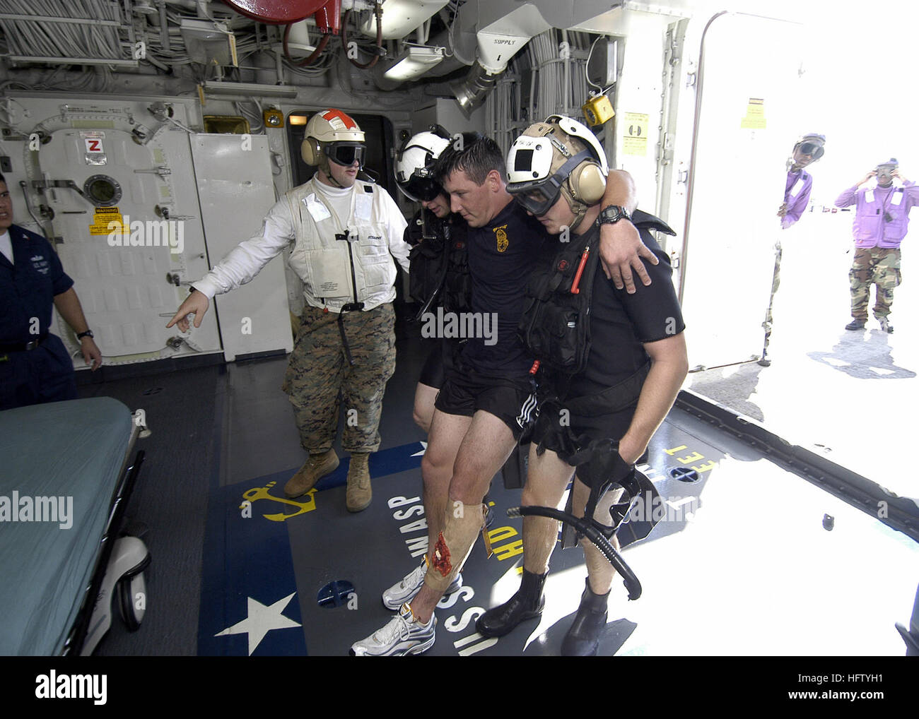Medical response team aboard hi-res stock photography and images - Alamy