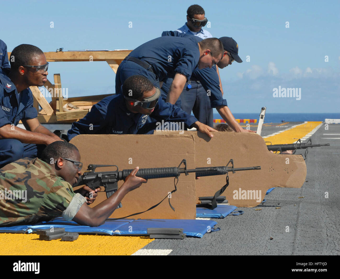 070928-N-2735T-045 ATLANTIC OCEAN (Oct. 3, 2007) - Sailors shoot from ...