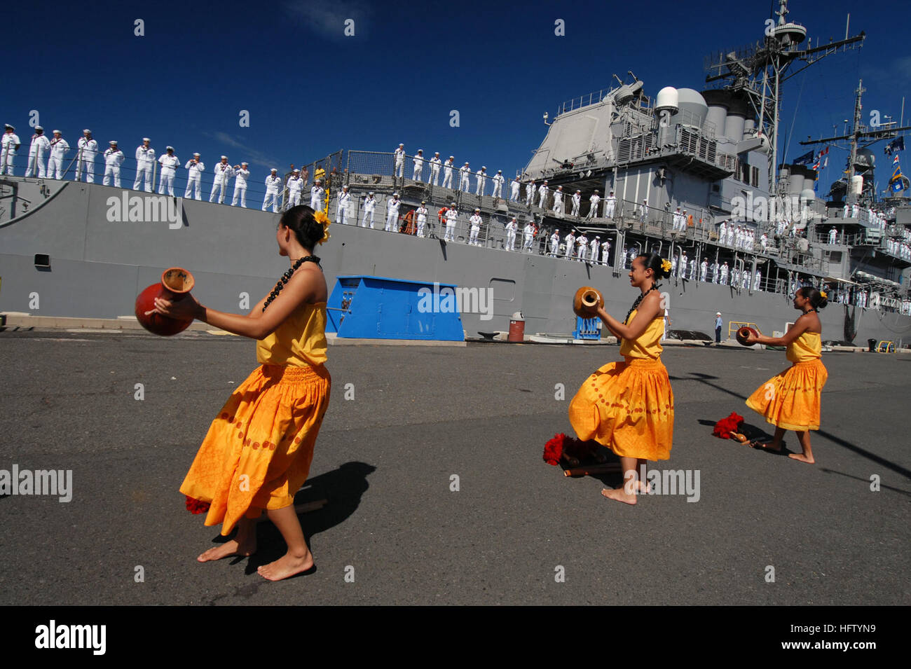 Polynesian sailors hi-res stock photography and images - Alamy