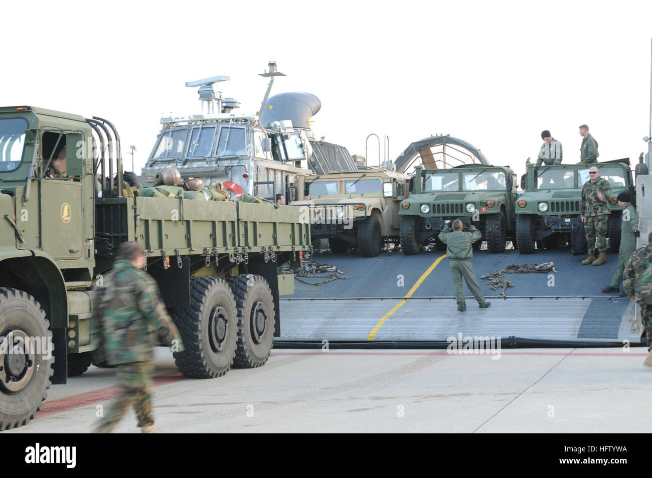U s navy seabees assigned amphibious hi-res stock photography and ...