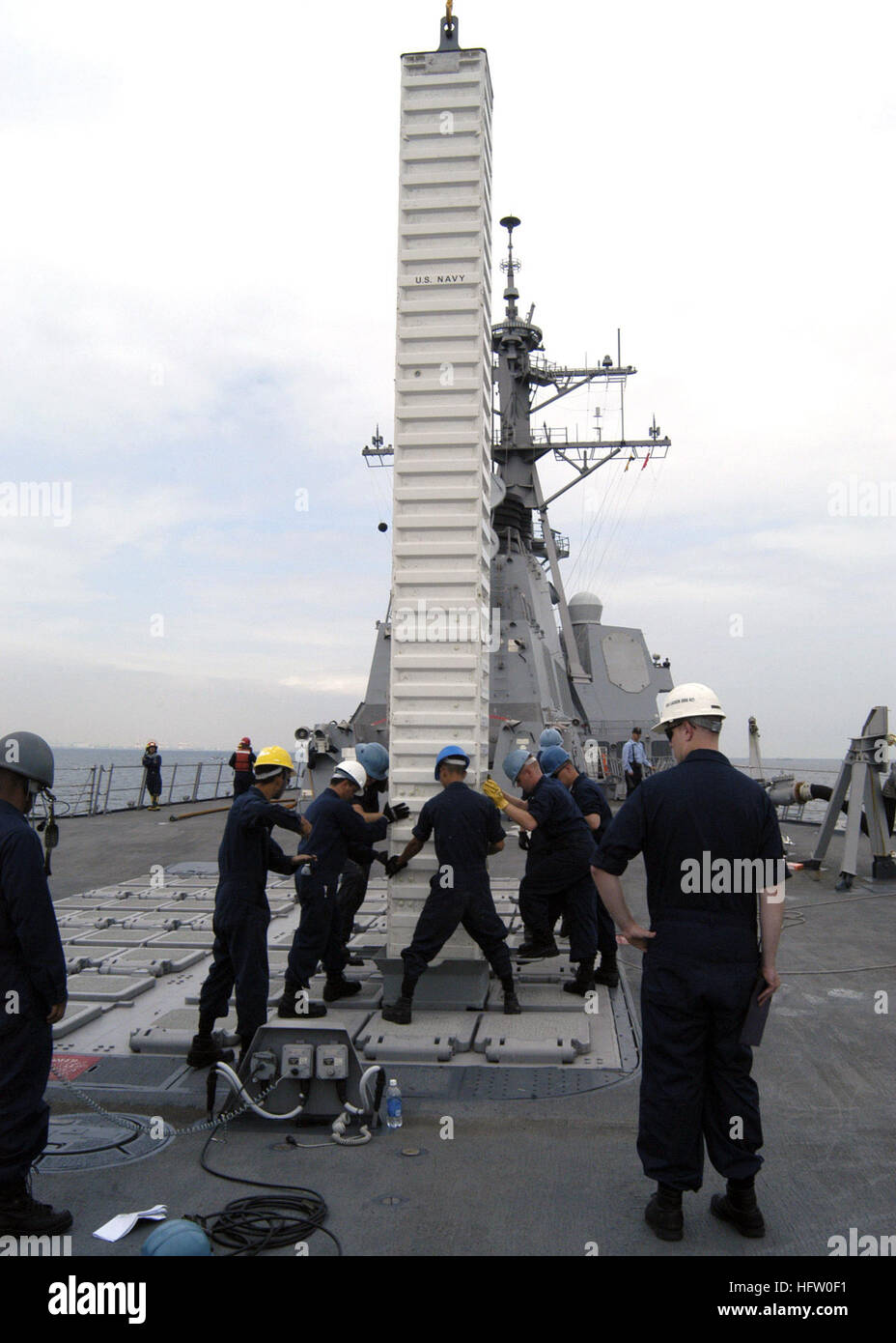 Onloading hi-res stock photography and images - Alamy