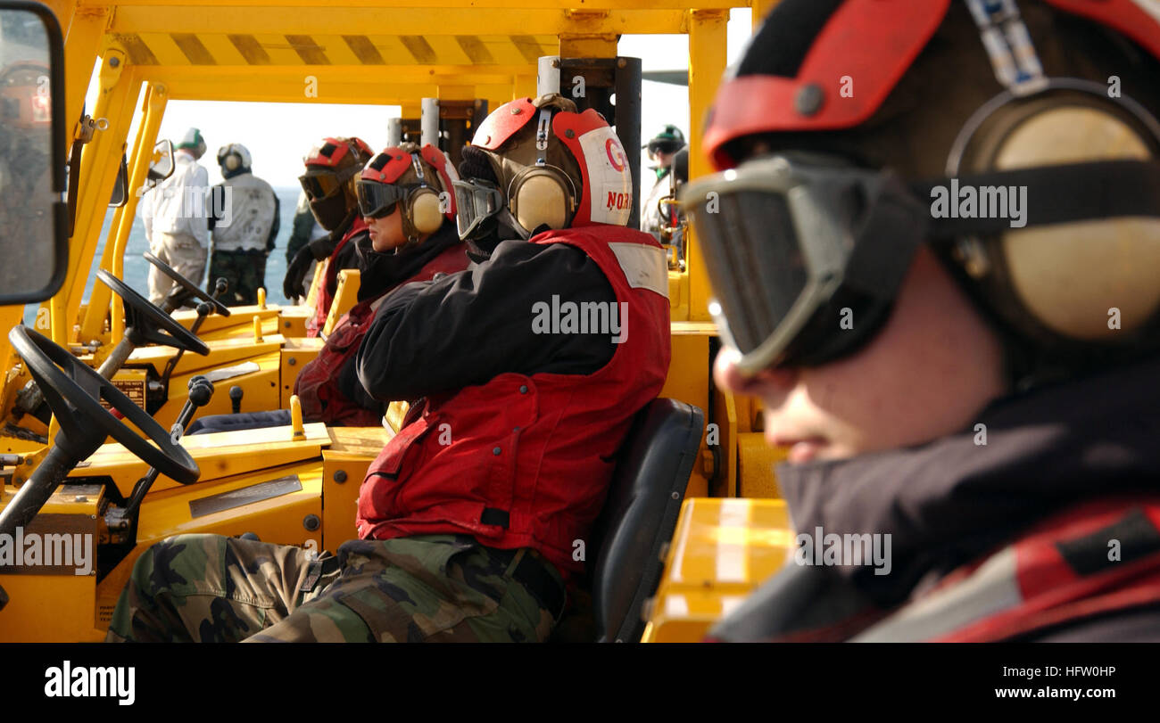 Weapons department sailors aboard hi-res stock photography and images ...