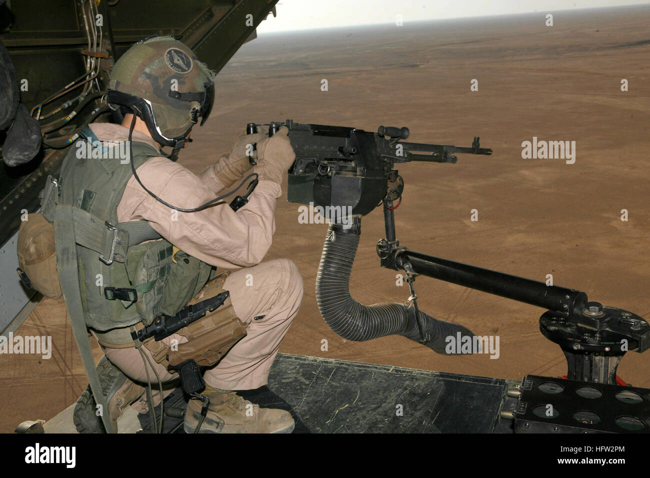 M 240 gulf machine gun hi-res stock photography and images - Alamy