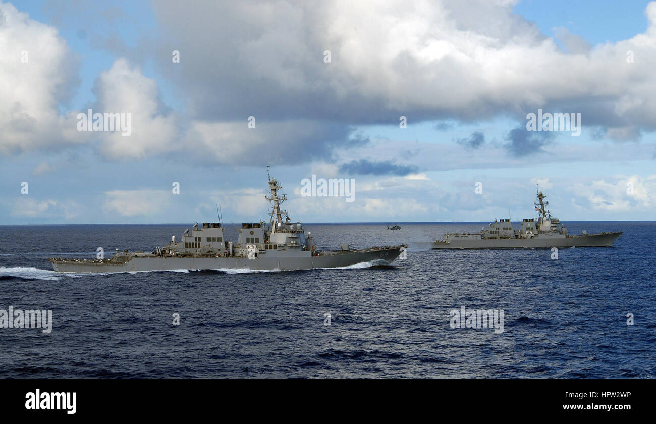 071112-N-7317W-442 ATLANTIC OCEAN (Nov. 12, 2007) The guided-missile ...