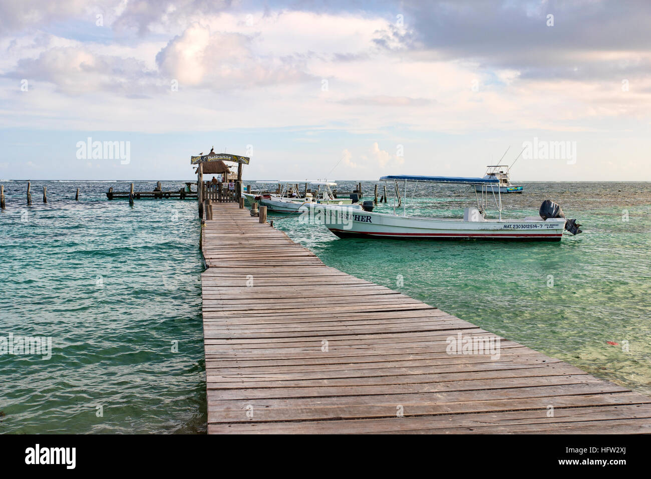 Mexico marina yacht club pier ocean. Town, marina and seaport in ...