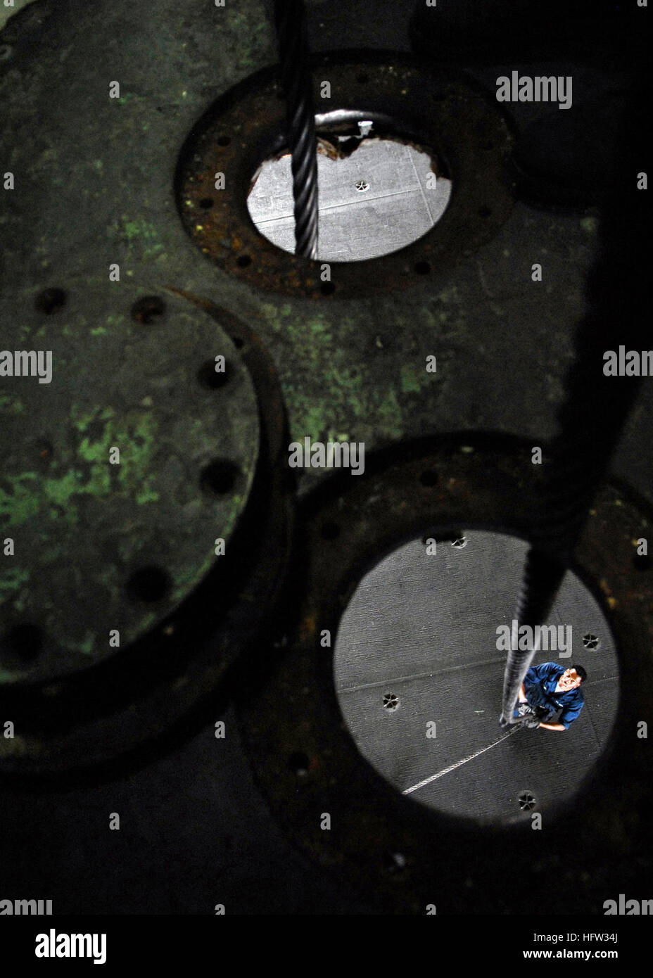 Fresh arresting cable hi-res stock photography and images - Alamy