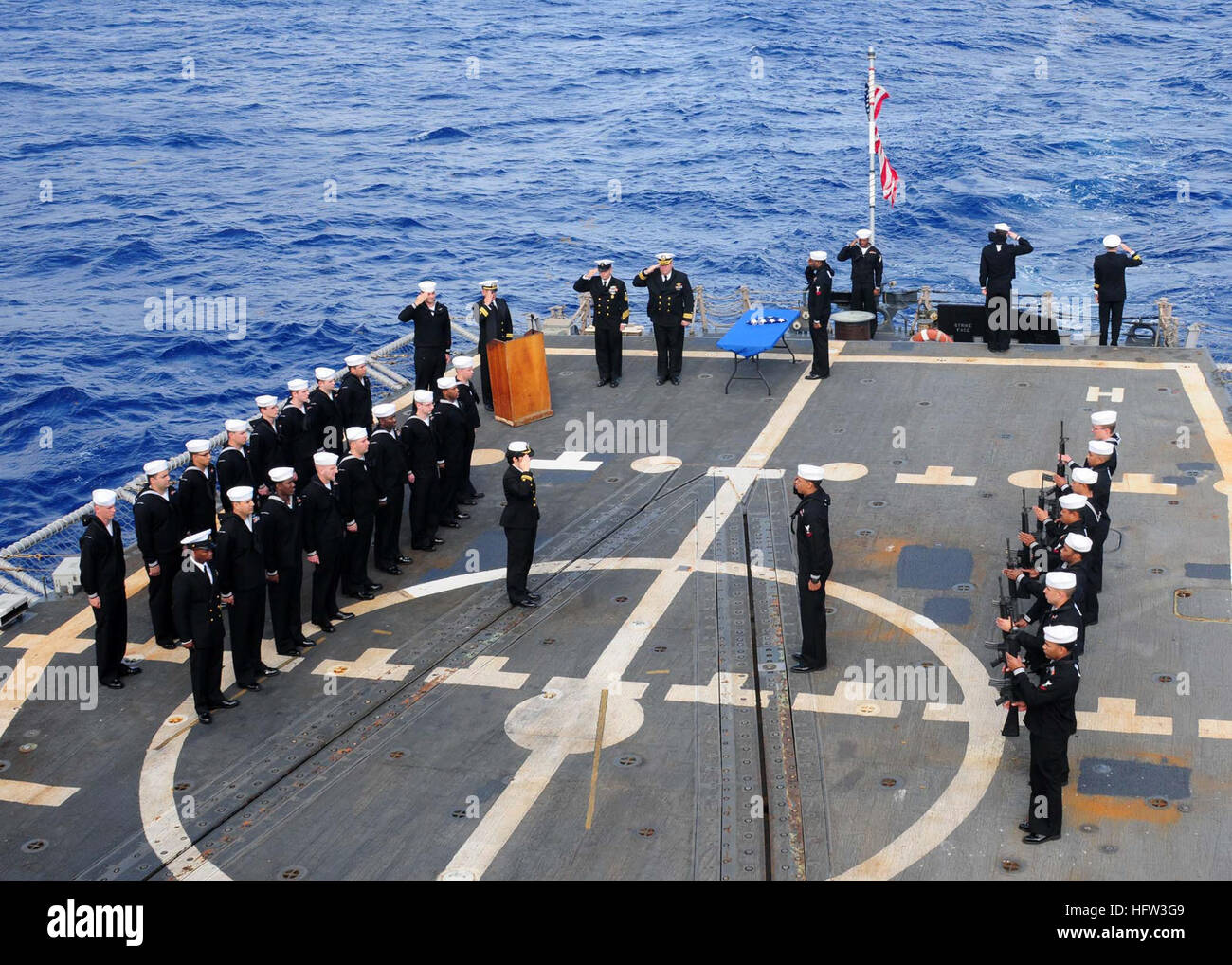 U s navy released uss klakring ffg 42 hi-res stock photography and ...