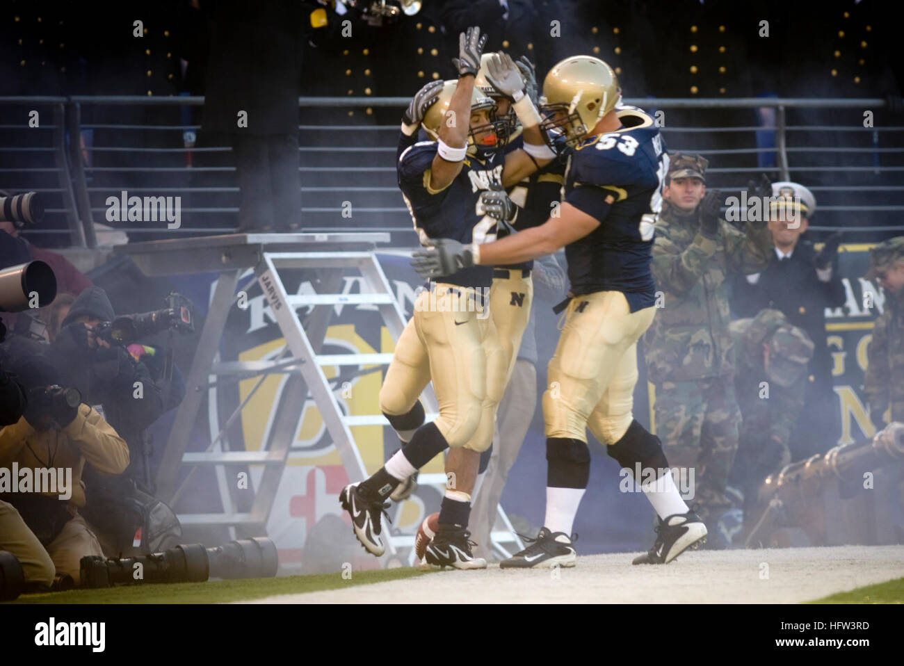 U s naval academy football team photo hi-res stock photography and ...