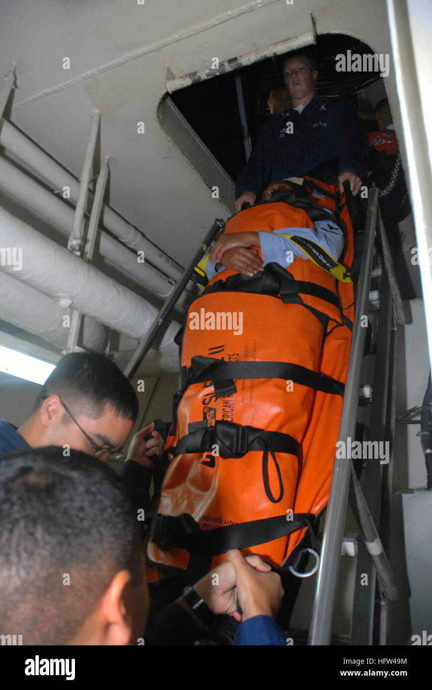 Uss nimitz fast cruise hi-res stock photography and images - Alamy