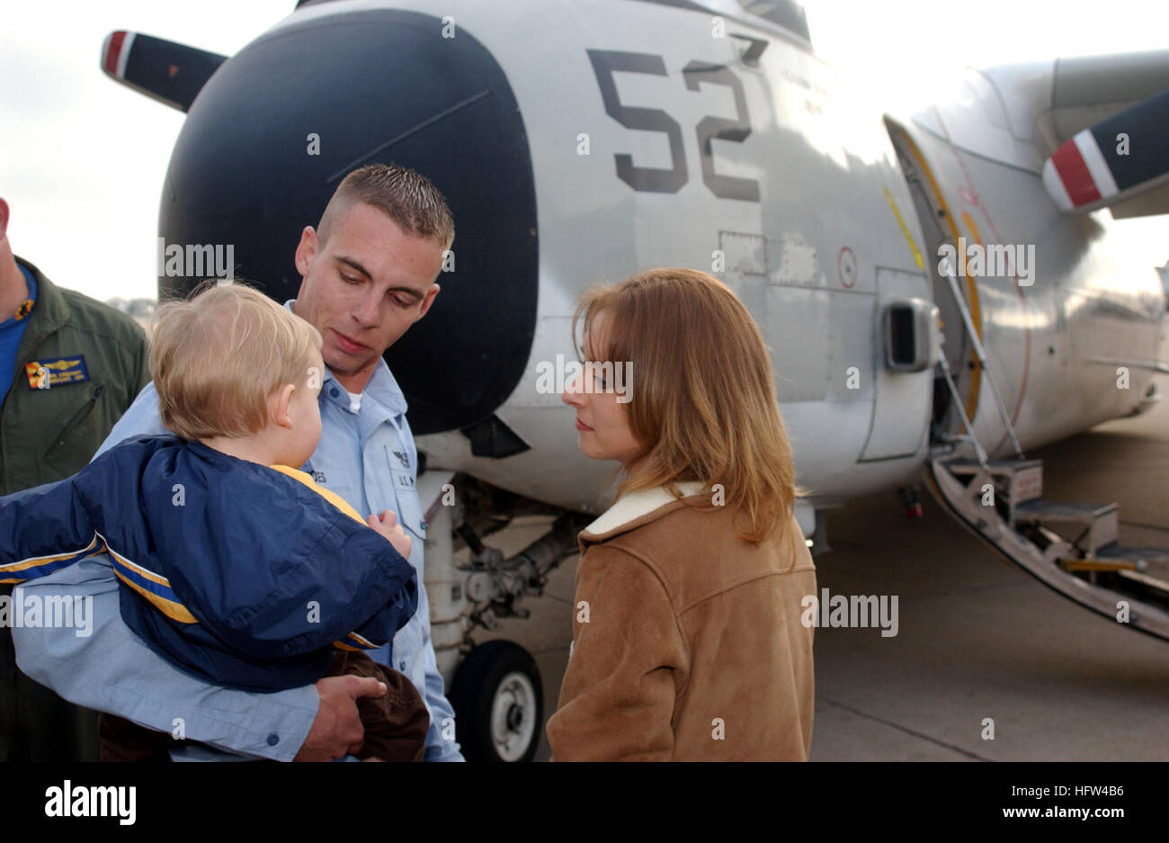 Logistics support squadron 40 hi-res stock photography and images - Alamy