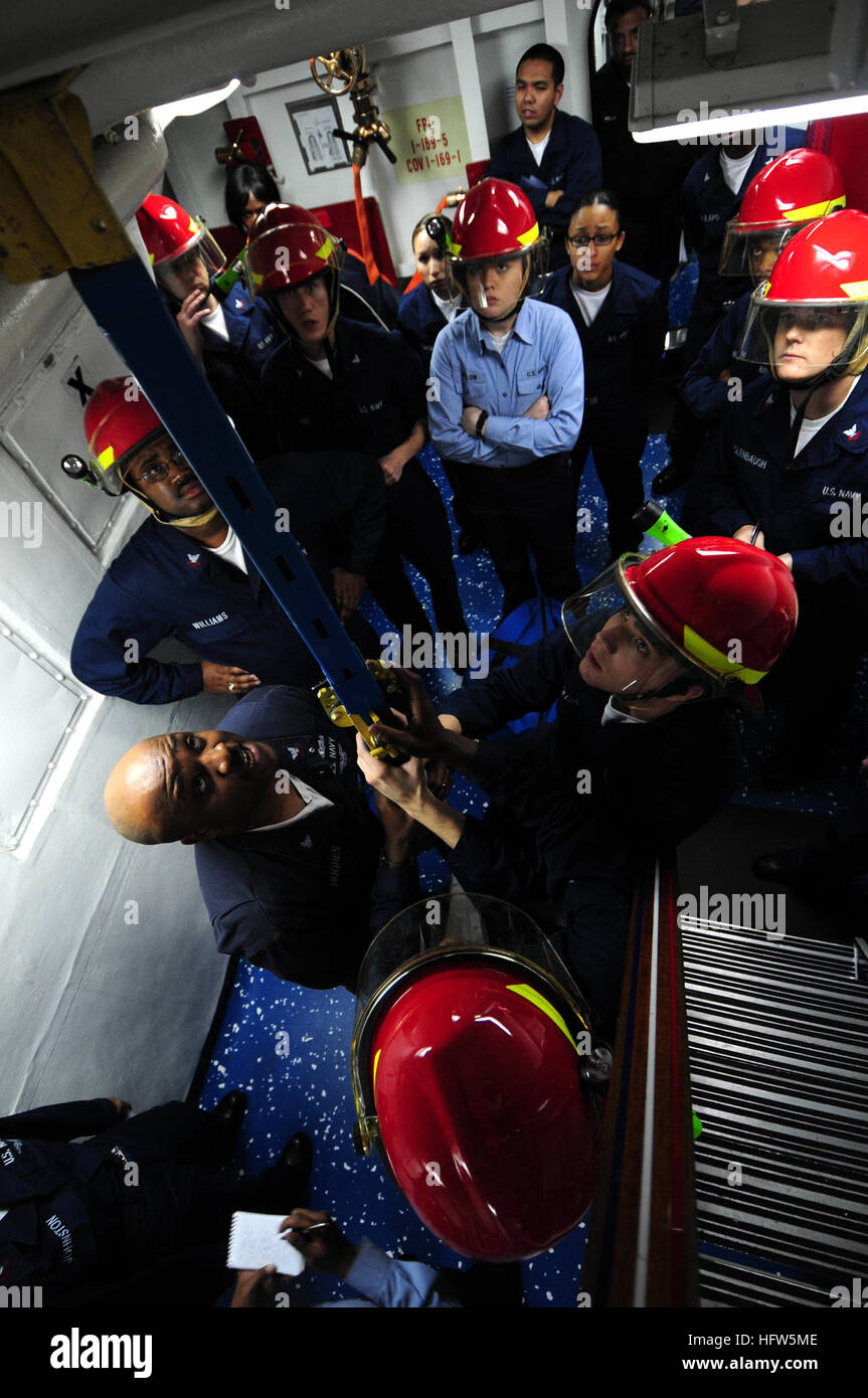I type shoring hi-res stock photography and images - Alamy