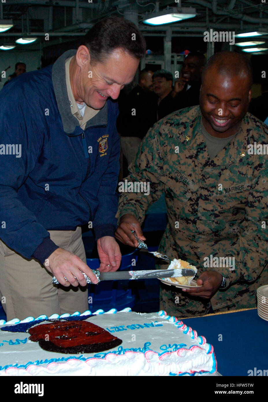080118-N-9421C-023 USS PELELIU (Jan. 18, 2008) Capt. Ed Rhoades III ...