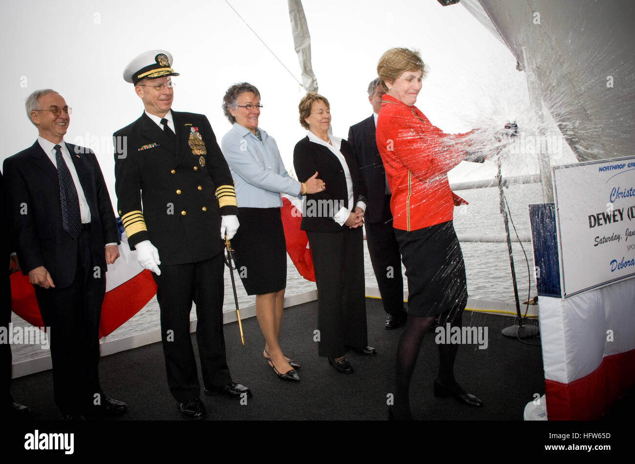 Shipos bow hi-res stock photography and images - Alamy