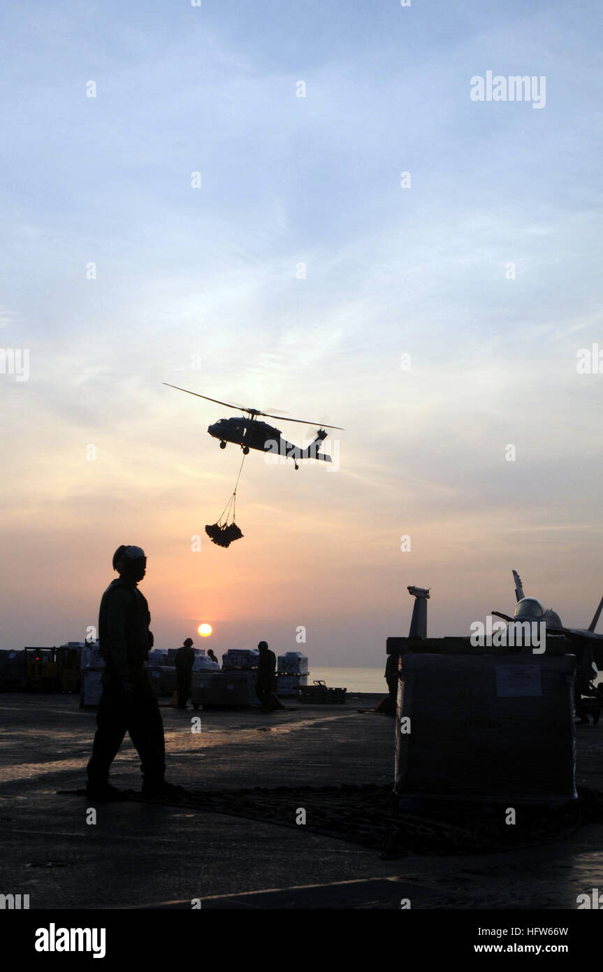 091104-N-3038W-048 GULF OF OMAN (Nov. 4, 2009) An MH-60S Sea Hawk ...