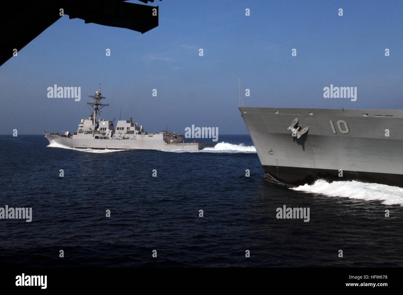 091104-N-3038W-462 GULF OF OMAN (Nov. 4, 2009) The guided-missile destroyer USS Sampson (DDG 102 ...