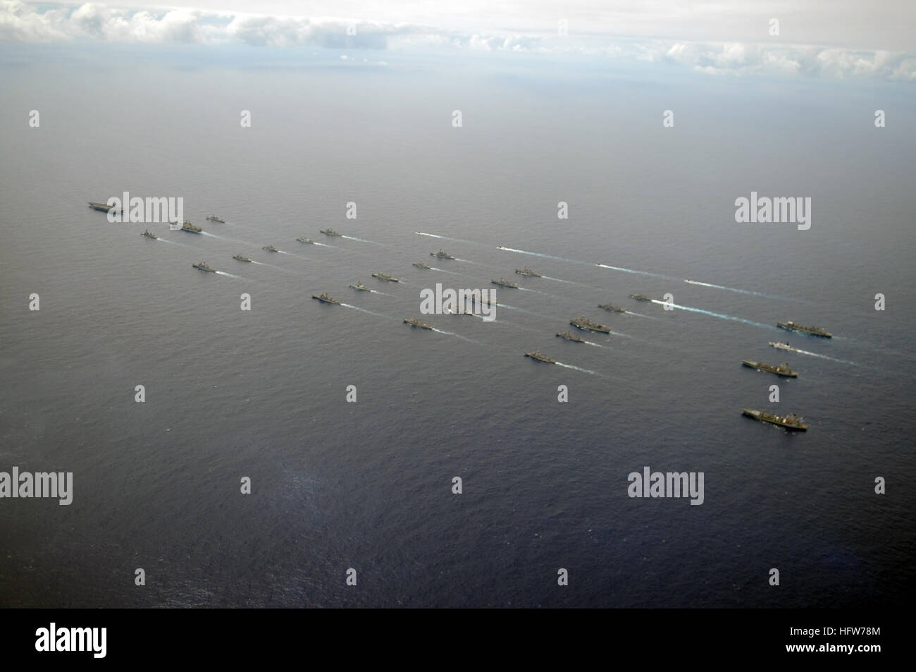 Uss ronald reagan leads hi-res stock photography and images - Alamy