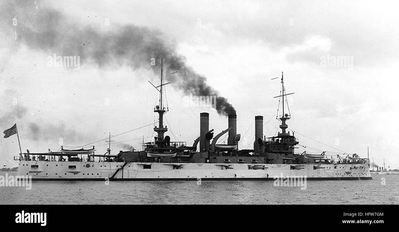 Uss vermont bb 20 Stock Photo - Alamy