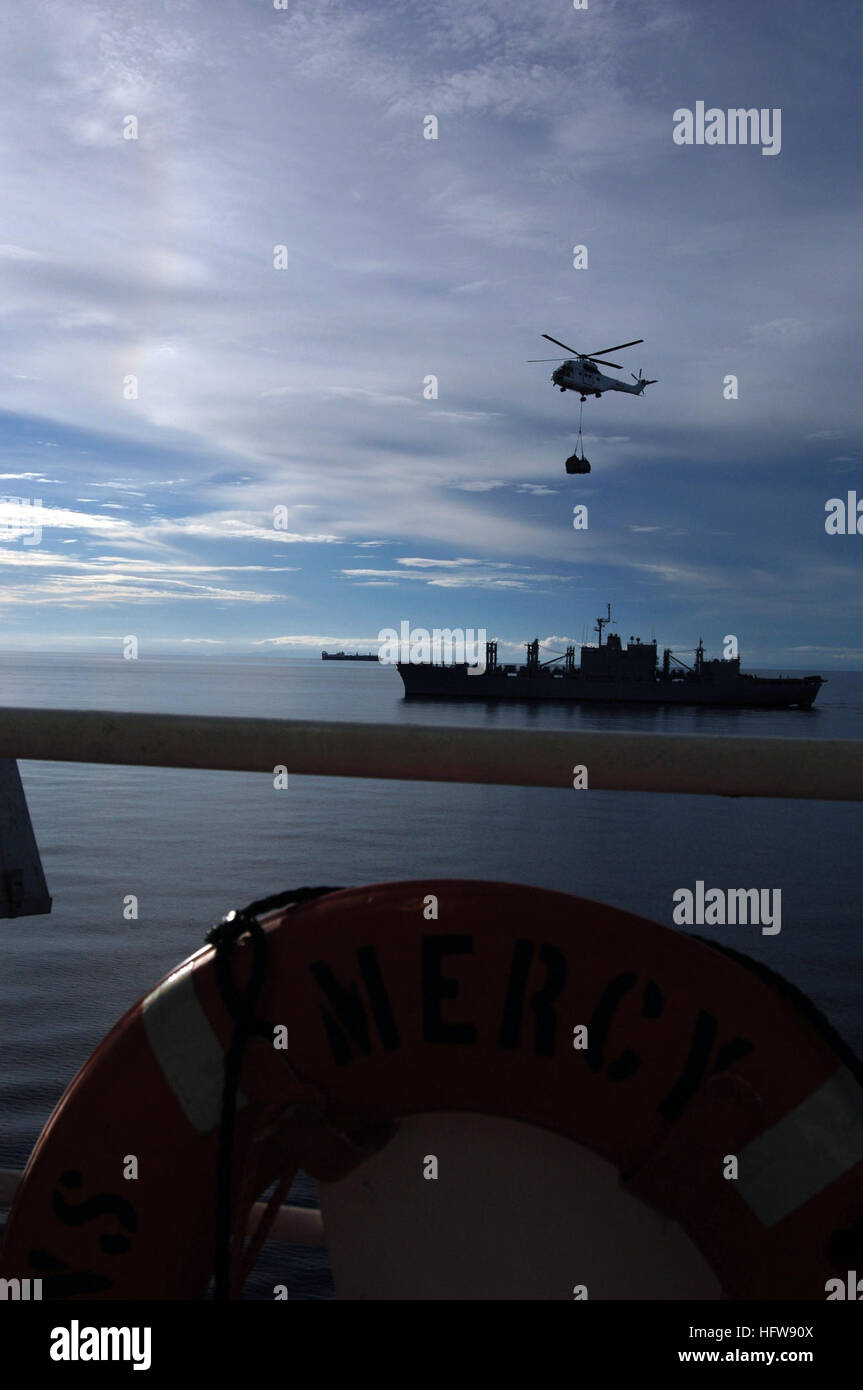 Usns concord t afs 5 hi-res stock photography and images - Alamy