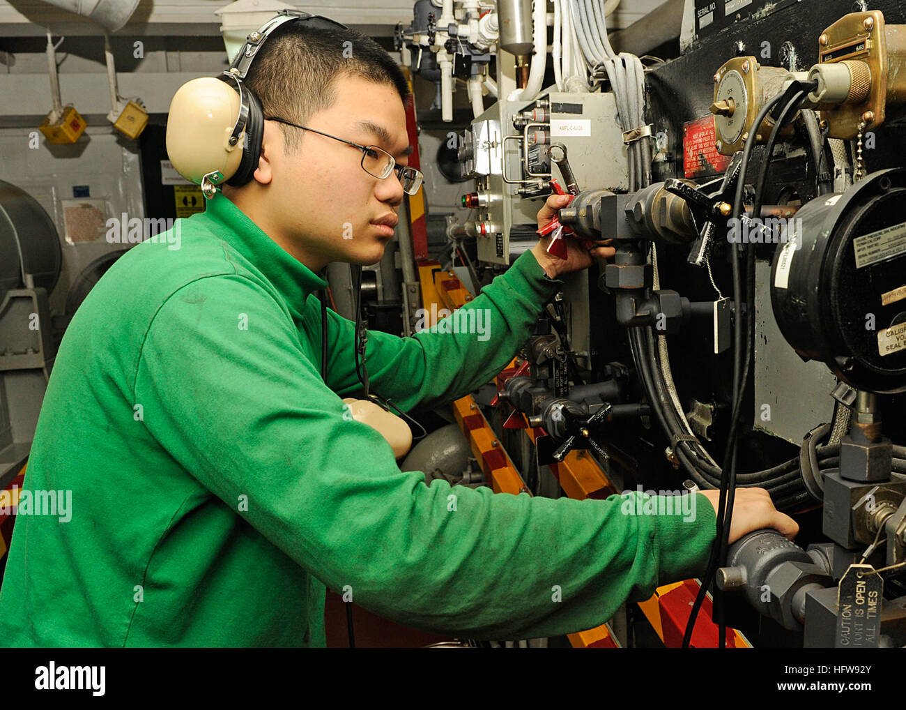 Arresting gear engine hi-res stock photography and images - Alamy