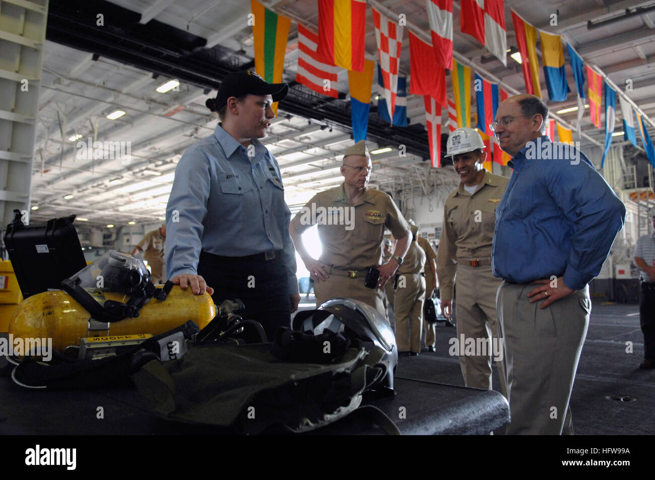 080619-N-5549O-155 SAN DIEGO (June 19, 2008) Damage Controlman 2nd ...