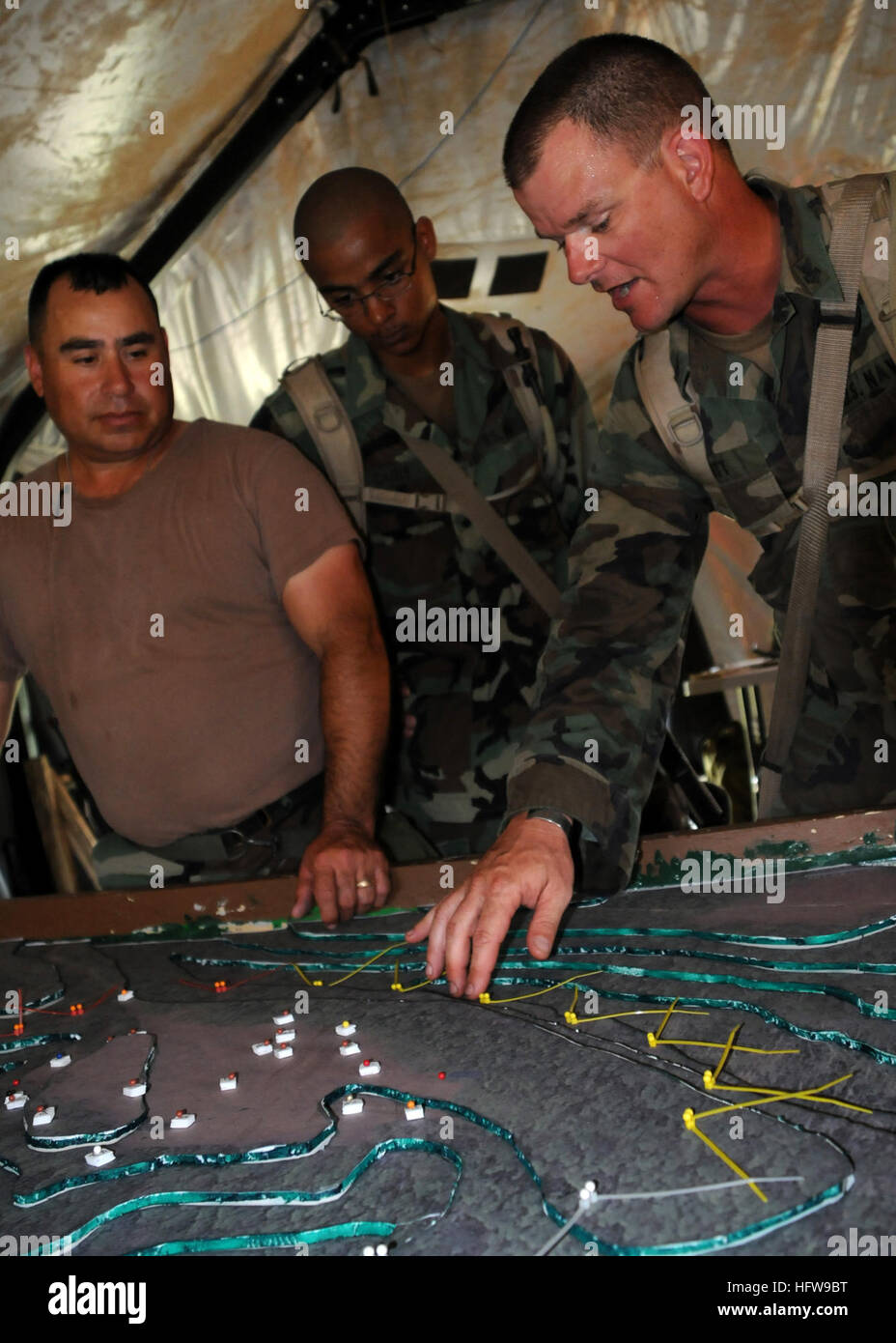 080621-N-1120L-013 CAMP SHELBY, Miss. (June 21, 2008) Builder 1st Class ...