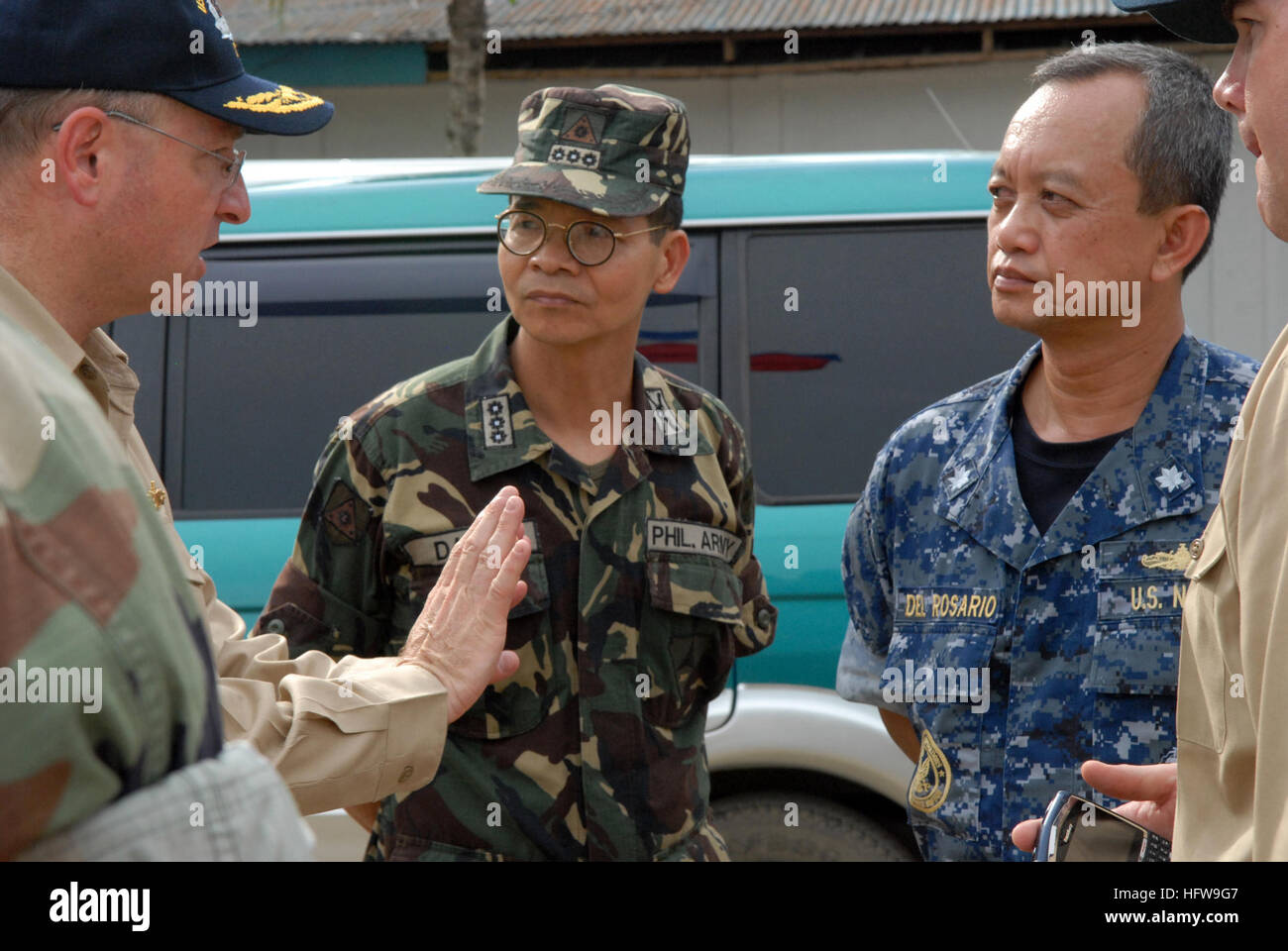 Uss safeguard t ars 50 hi-res stock photography and images - Alamy