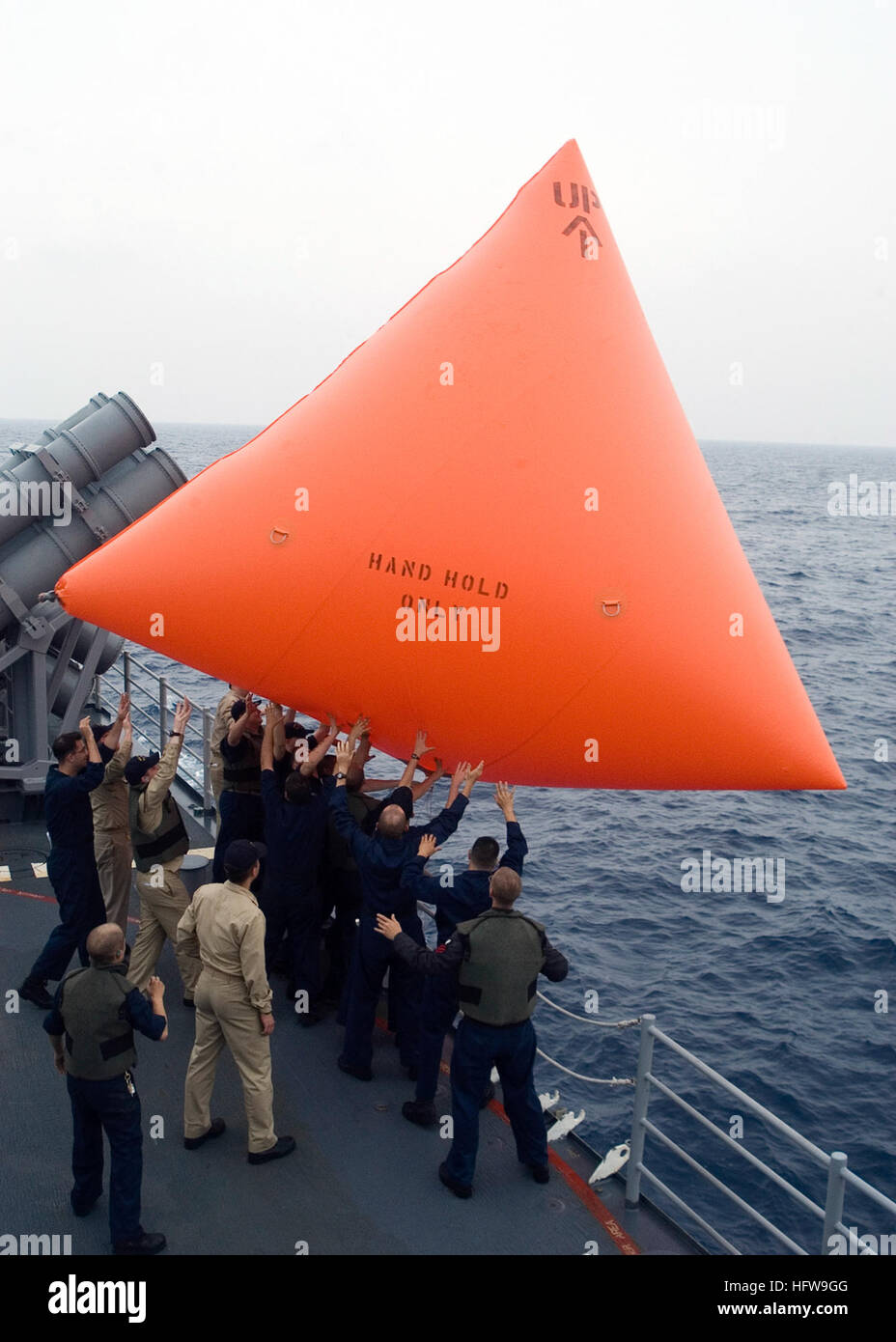 080625-N-1251W-001 PACIFIC OCEAN (June 25, 2008) Sailors aboard USS ...