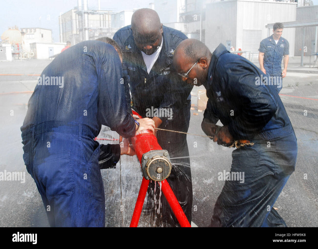 080626-N-6863R-193 NORFOLK Va. (June 26, 2008) The aircraft carrier USS ...