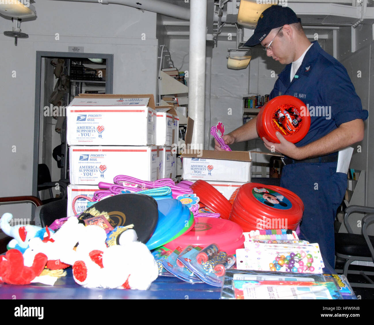 Heismann hi-res stock photography and images - Alamy