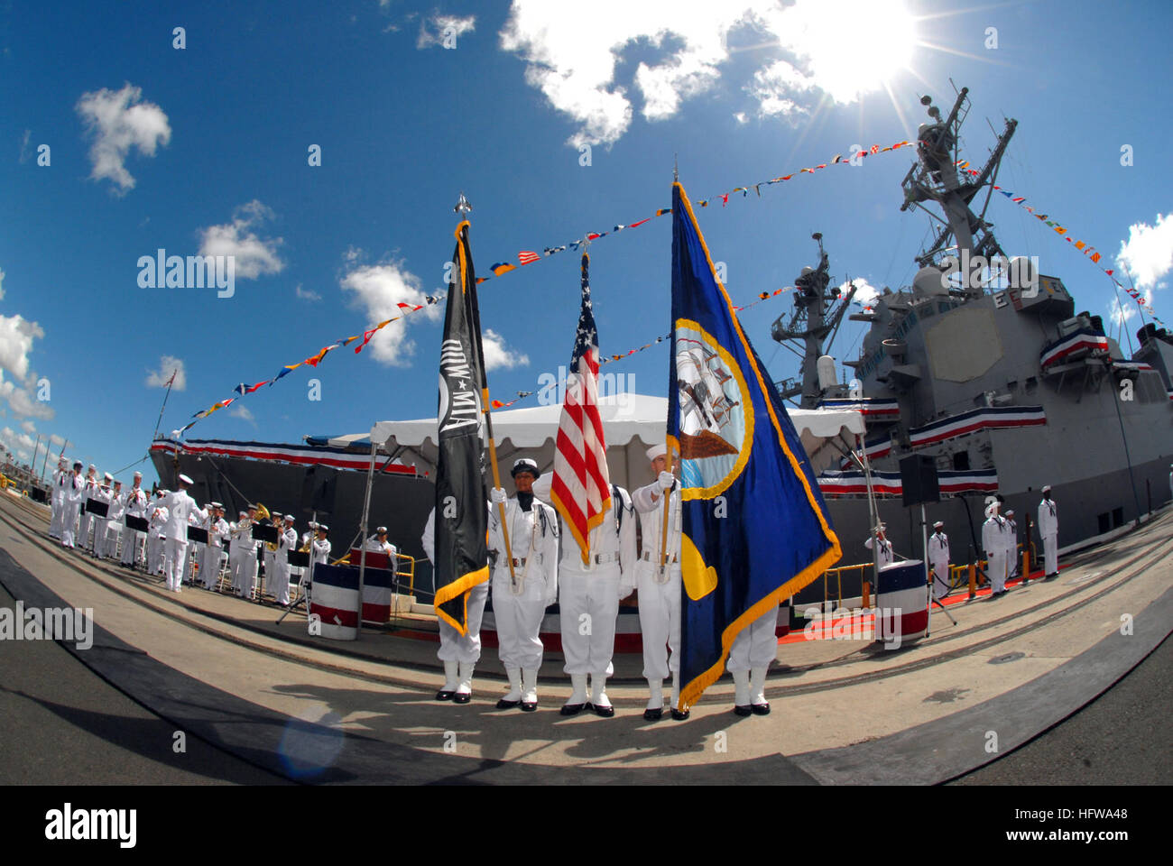 Arleigh burke class guided missile destroyer uss hopper ddg 70 hi-res ...
