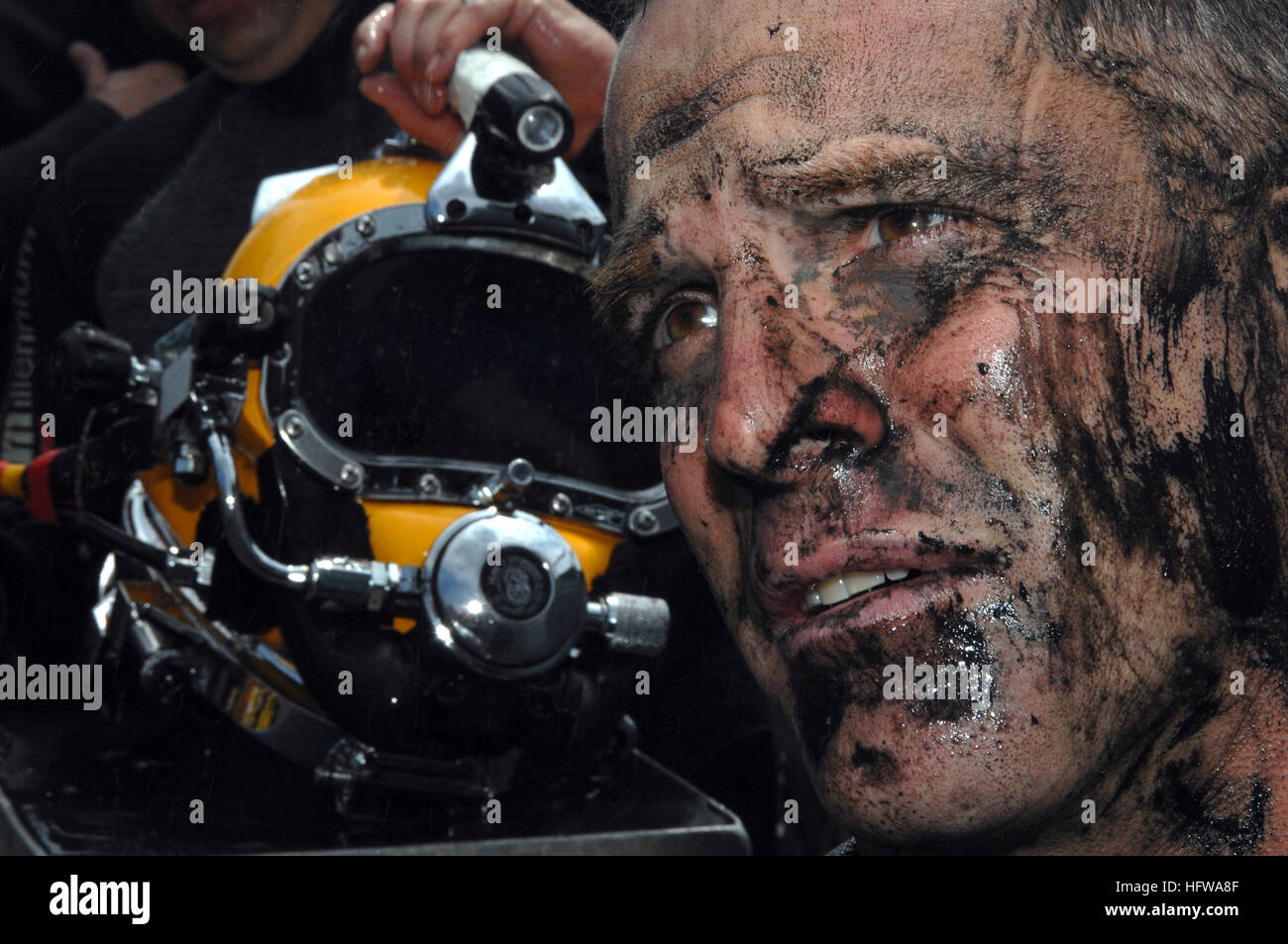 Navy diver from submarine hi-res stock photography and images - Alamy
