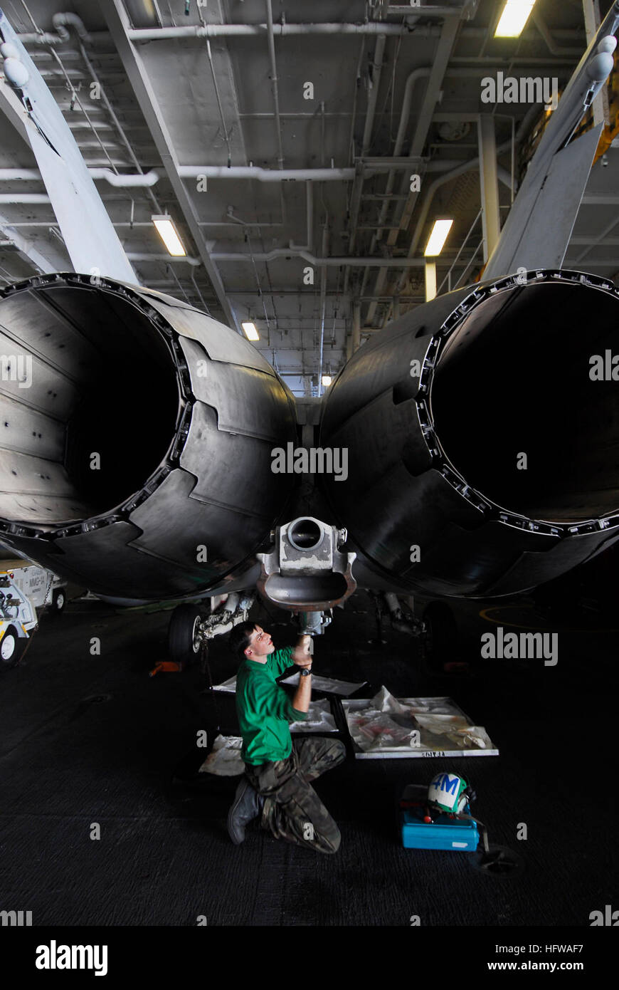 080711-N-3946H-116 PACIFIC OCEAN (July 11, 2008) Aviation Structural ...