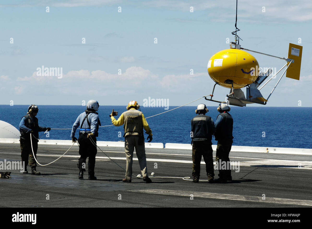 Decoy launching system hi-res stock photography and images - Alamy