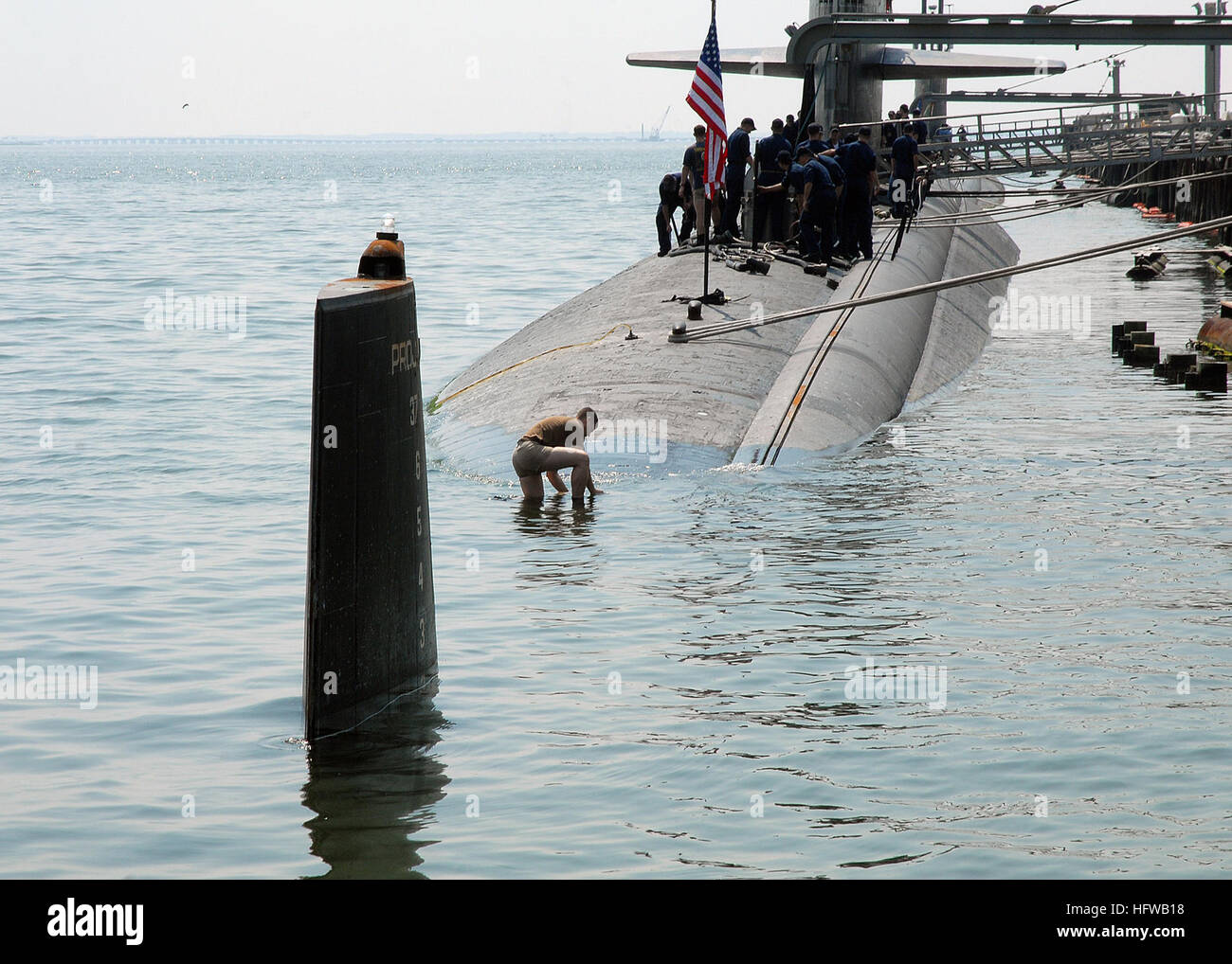 A Los Angeles-class submarine USS Oklahoma City (SSN 723) prepares to ...
