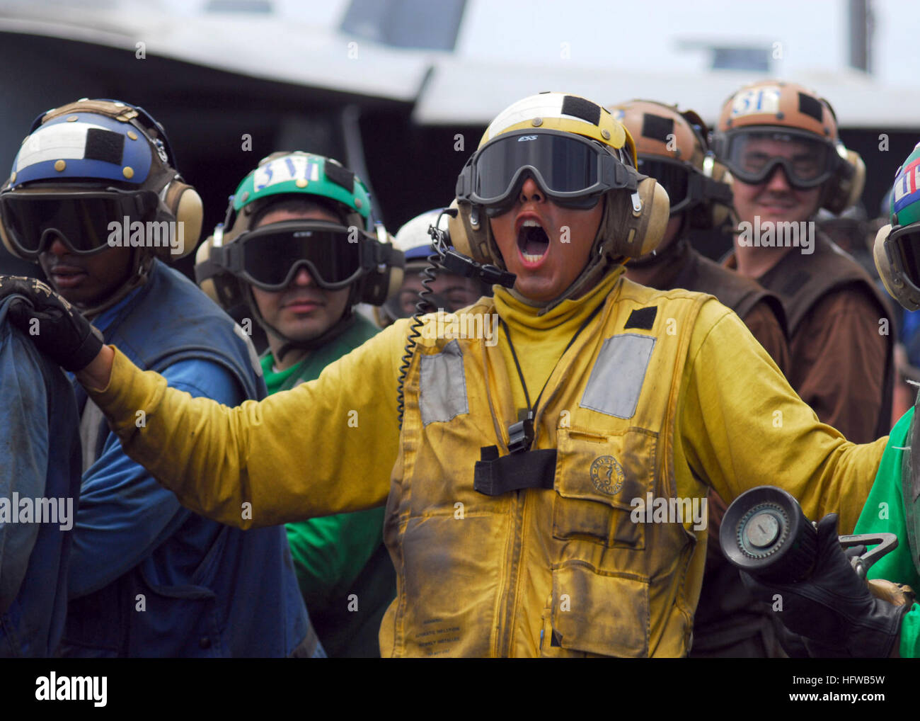 080723-N-2638R-008 PACIFIC OCEAN (July 23, 2008) Aviation Boatswain's ...