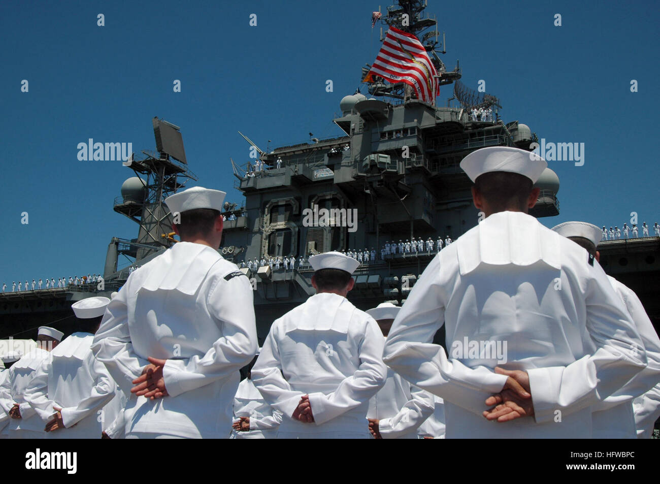 Uss kitty hawk island hi-res stock photography and images - Alamy