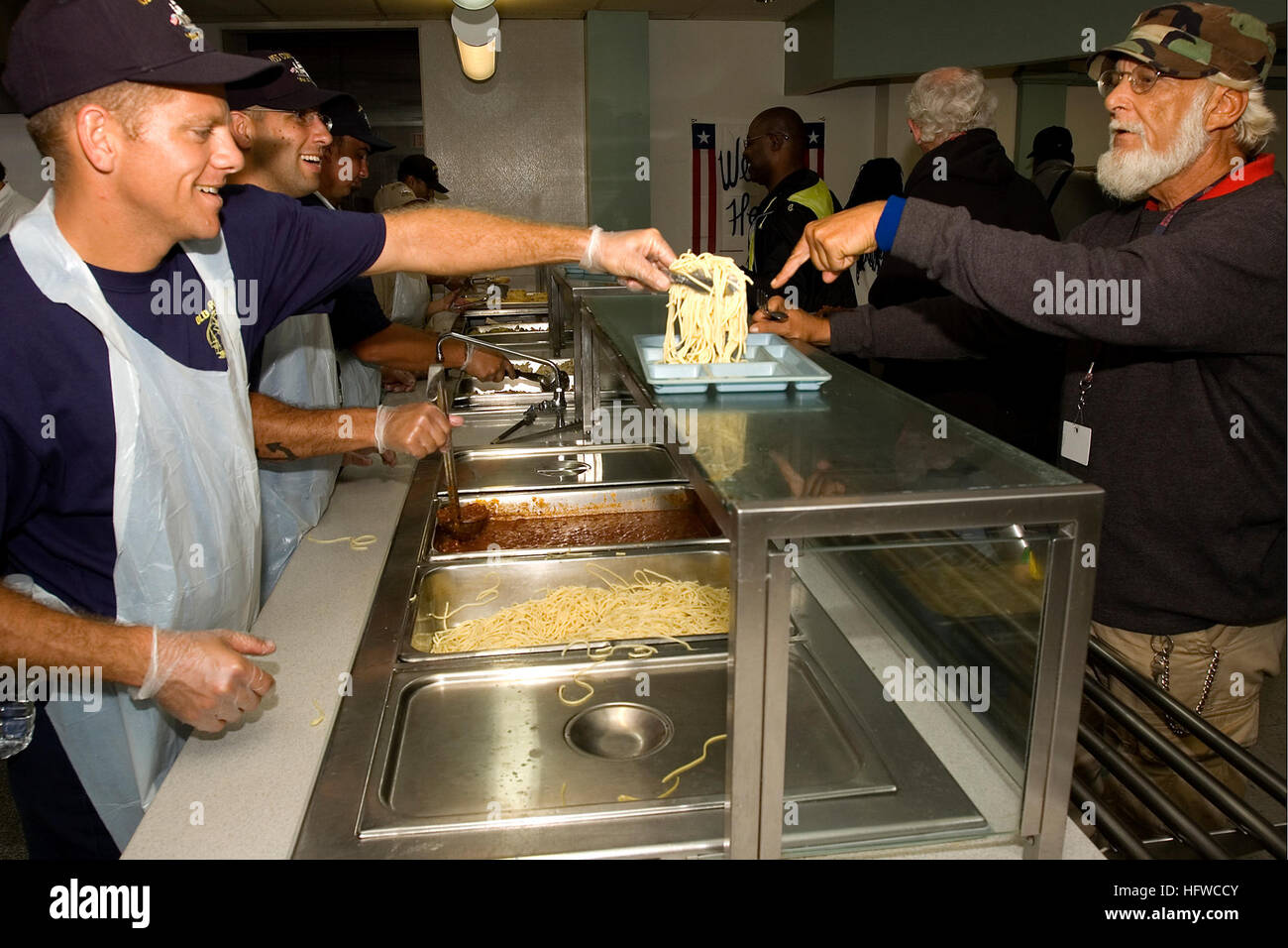 080820-N-0167W-126 BOSTON (Aug. 20, 2008) ElectricianÕs Mate 1st Class ...