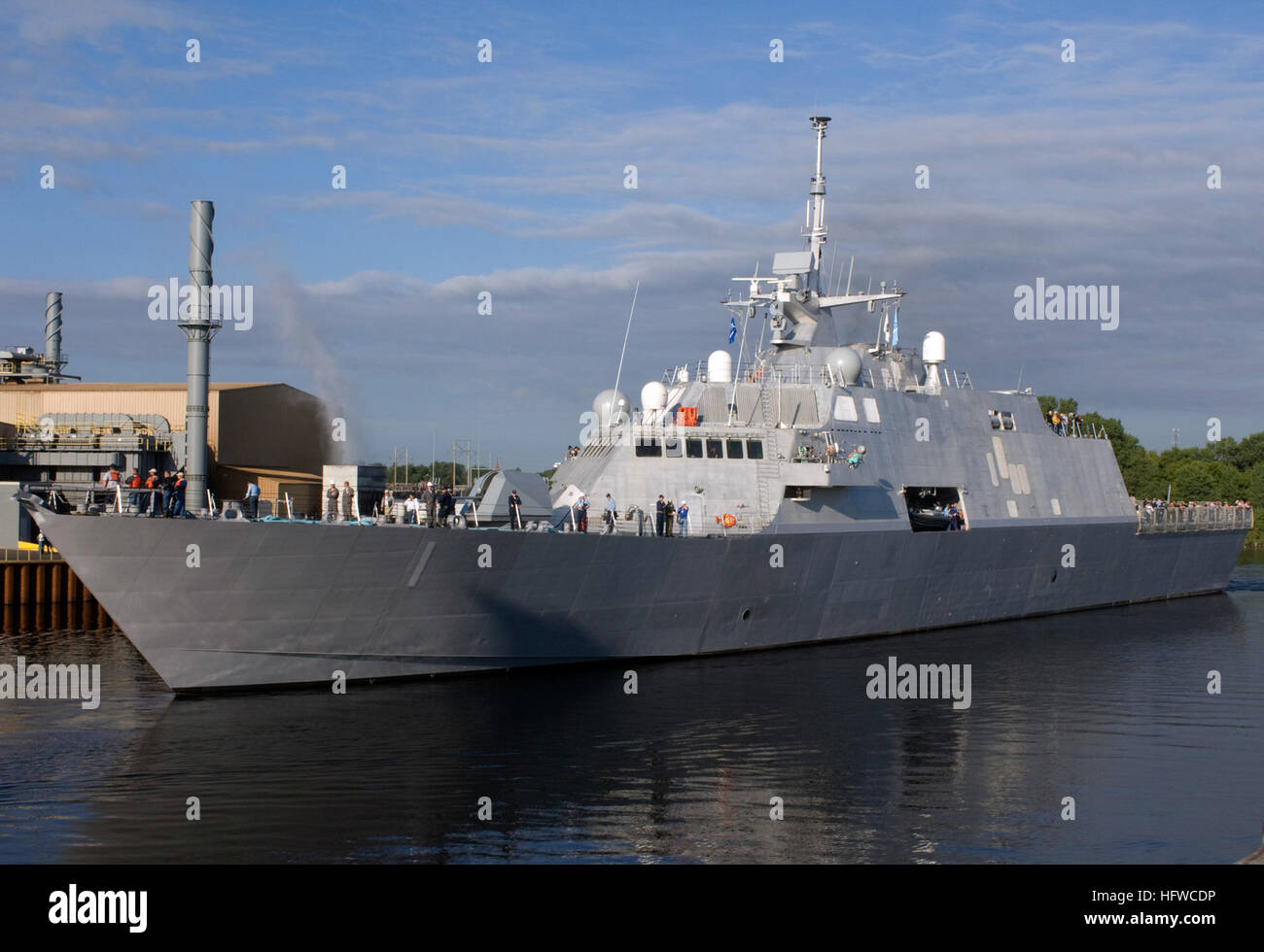 080819-N-7090S-050 MARINETTE, Wis. (Aug. 19, 2008) The littoral combat ...