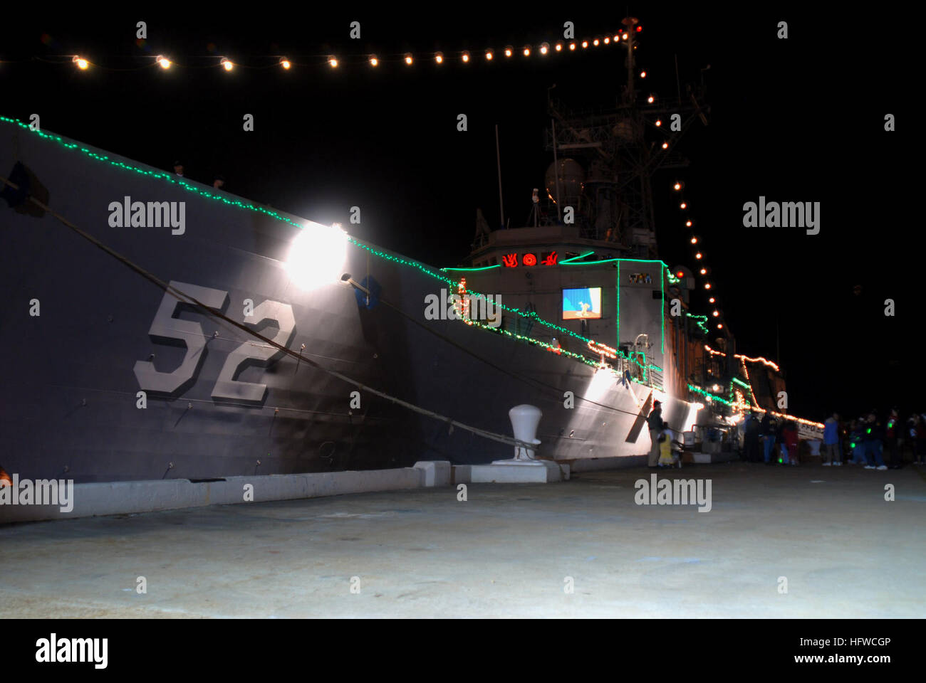 Uss carr ffg 52 hi-res stock photography and images - Alamy