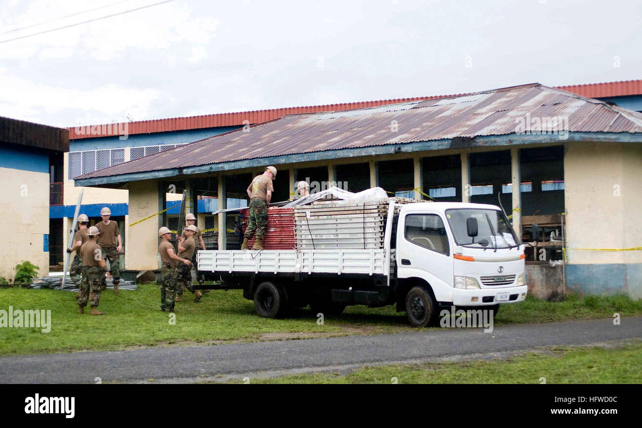 Seabees from Amphibious Construction Battalion (ACB) 1 and Naval Mobile ...