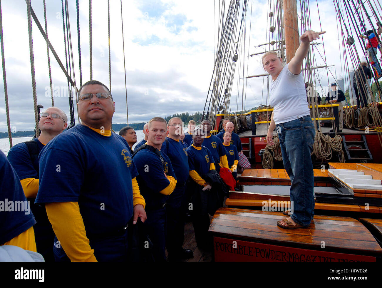 Deckhand 18th century hi-res stock photography and images - Alamy