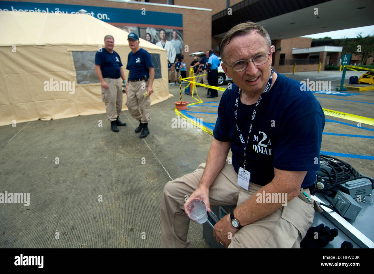 Disaster medical assistance team hi-res stock photography and images ...