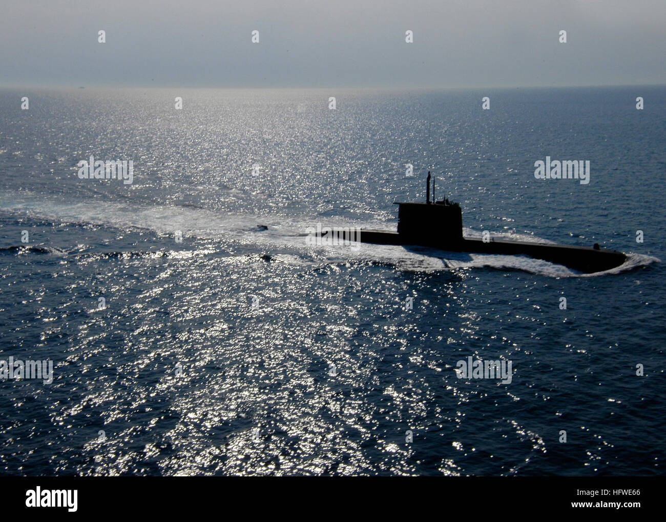 050624-N-1464F-025 Gulf of Taranto, Italy (June 24, 2005) - The Turkish ...